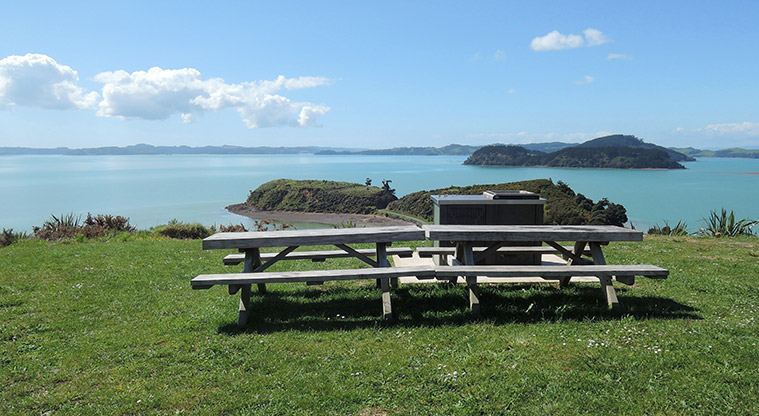 Waitawa Kōtare Loop – walks around Auckland